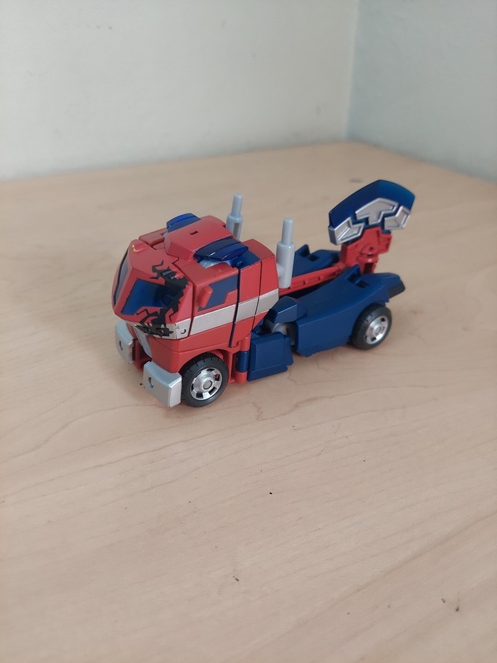 Transformers Animated Optimus Prime Earth Mode Action Figure 2008 ...