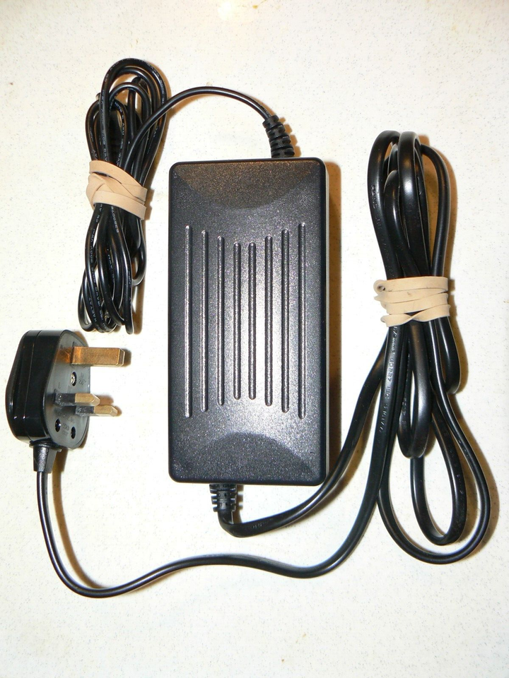 SCALEXTRIC DIGITAL UK POWER TRANSFORMER C7024 / P9300W HORNBY PSU | eBay UK