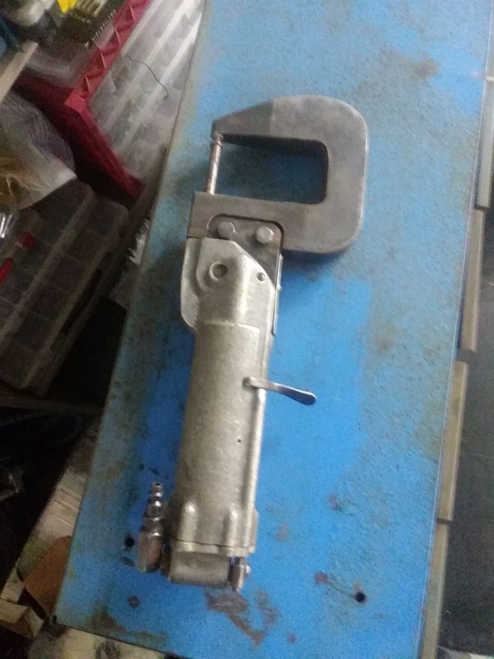 APT 720 YOKE RIVETER 4" CAP 1412 APT HEAD | eBay