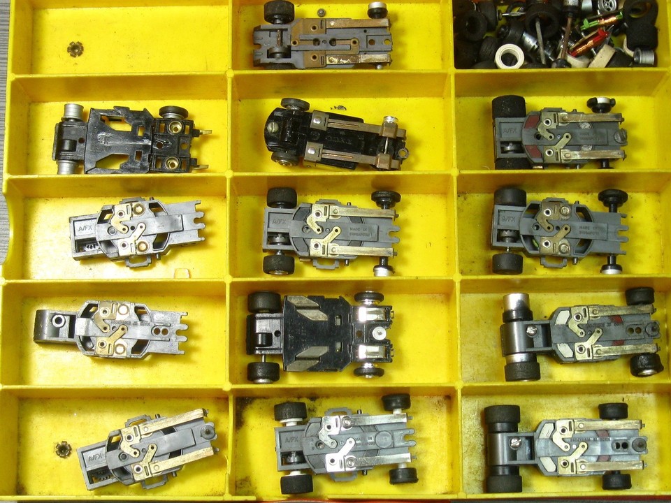 1960's-70's SLOT CAR AuRoRa Case with AFX & Tyco CHASSIS Parts Lot ...