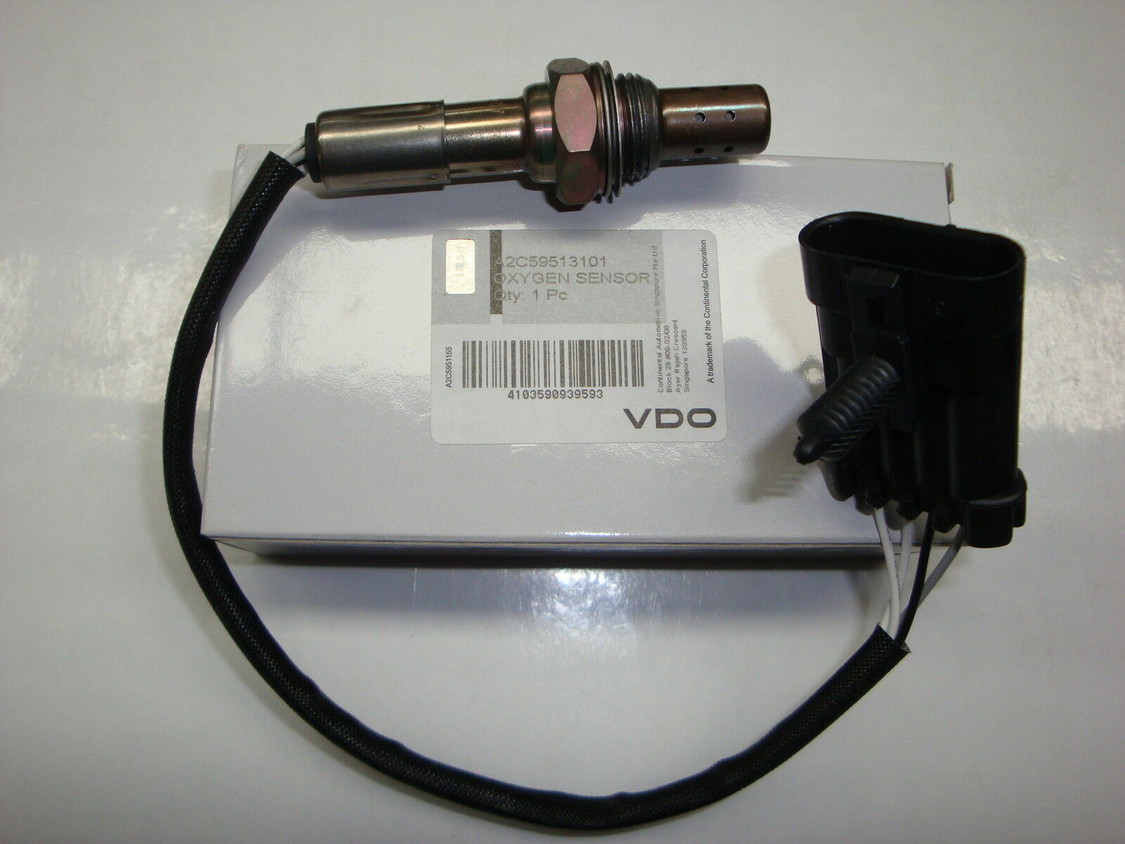GENUINE 2 X VDO OXYGEN SENSORS HOLDEN CALAIS V SPORTWAGON VF 5/2013-09/ ...
