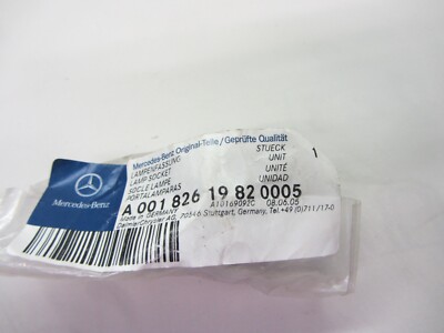 Genuine Mercedes Turn Signal Bulb Socket, 001 826 19 82 | eBay