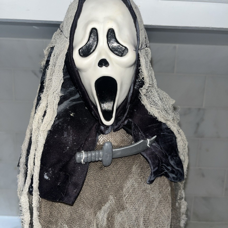 Vintage Scream Rare GHOSTFACE & KNIFE Halloween 20" Hanging EASTER ...
