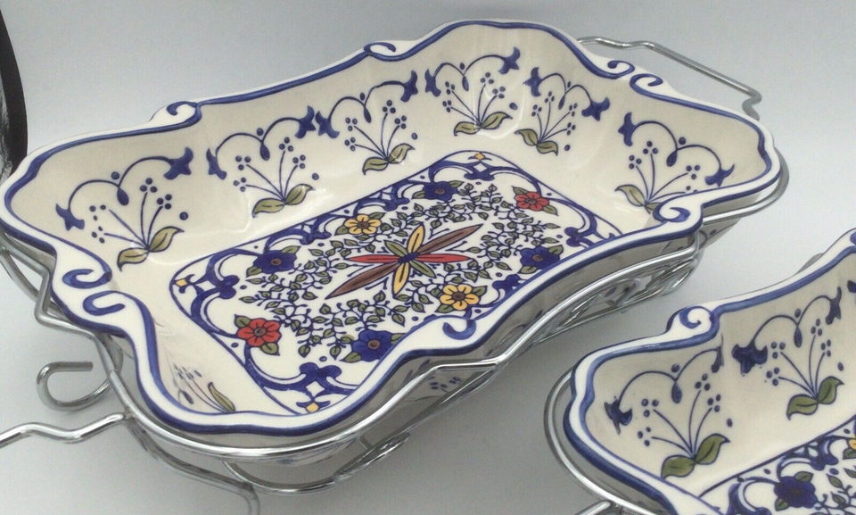 BRYLANE Home Kitchen Two Piece Rectangle Dishes Metal Racks Blue Floral ...