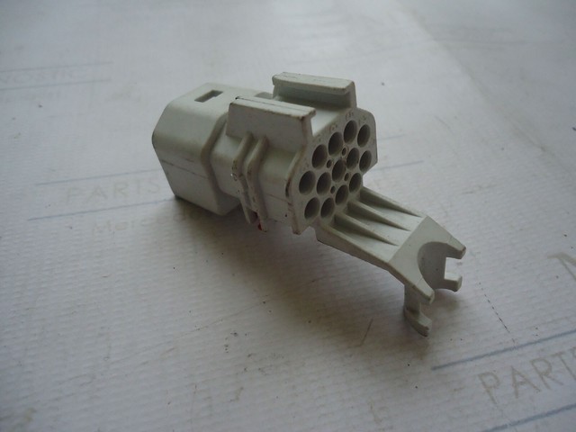 MERCEDES BENZ 0295451228 Harness Plug Housing Electric Diesel Pump for ...