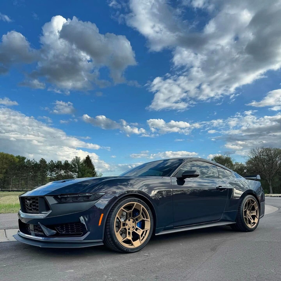 20" 20x10 / 20x11 MM Forged RF M17 GTD Bronze wheels for Mustang GT ...