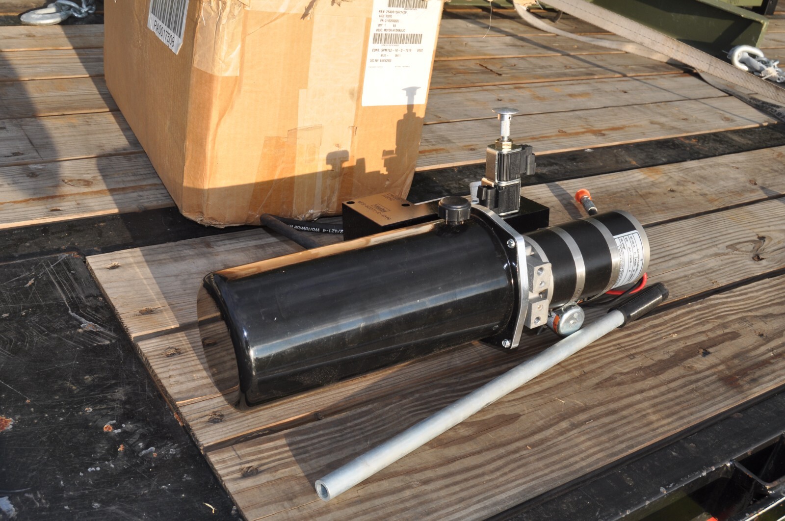 MILITARY MRAP TRUCK PARKER HYDRAULIC REAR DOOR RAMP PUMP 3113265C91L 3K ...