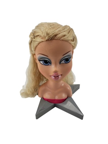 2002 Bratz CLOE Funky Fashion Makeover Styling Head Star Base Blonde ...