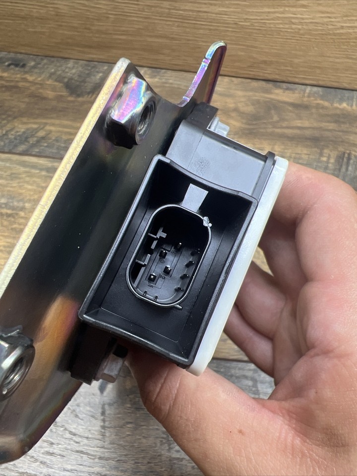 Speed Sensor YAW Rate Module OEM BMW E60 E61 E70 E71 E90 E91 E92 BOSCH ...