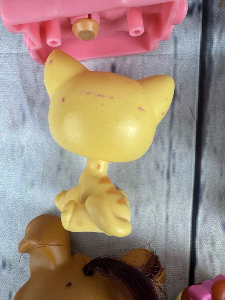 Littlest Pet Shop Lot Of 15 Loved Mixed Lot Dog, Cage, Cat,Mouse,Bunny ...