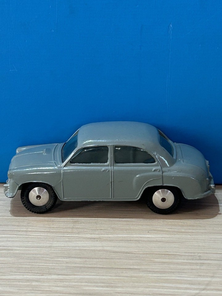 Corgi Toys 202 Morris Cowley Grey + Original Box Near Mint | eBay UK