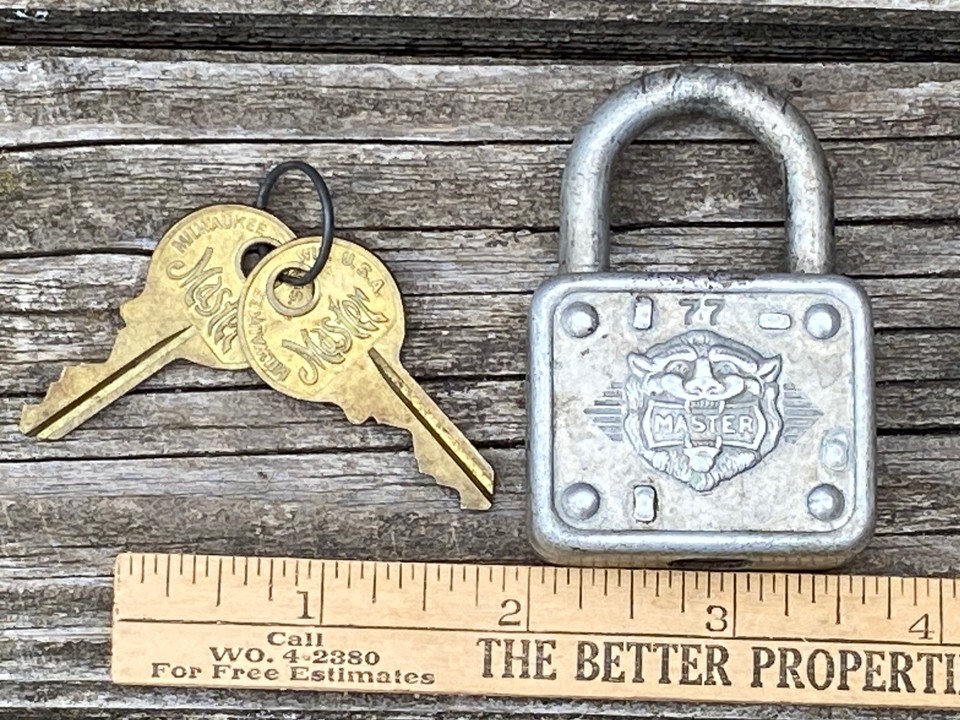 Vintage MASTER LOCK Padlock No. 77 2 working Original KEYS Embossed ...