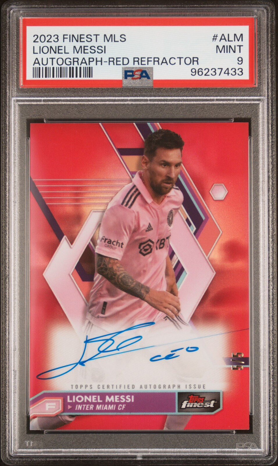 Lionel Messi Autographed Memorabilia | Signed Photo, Jersey ...