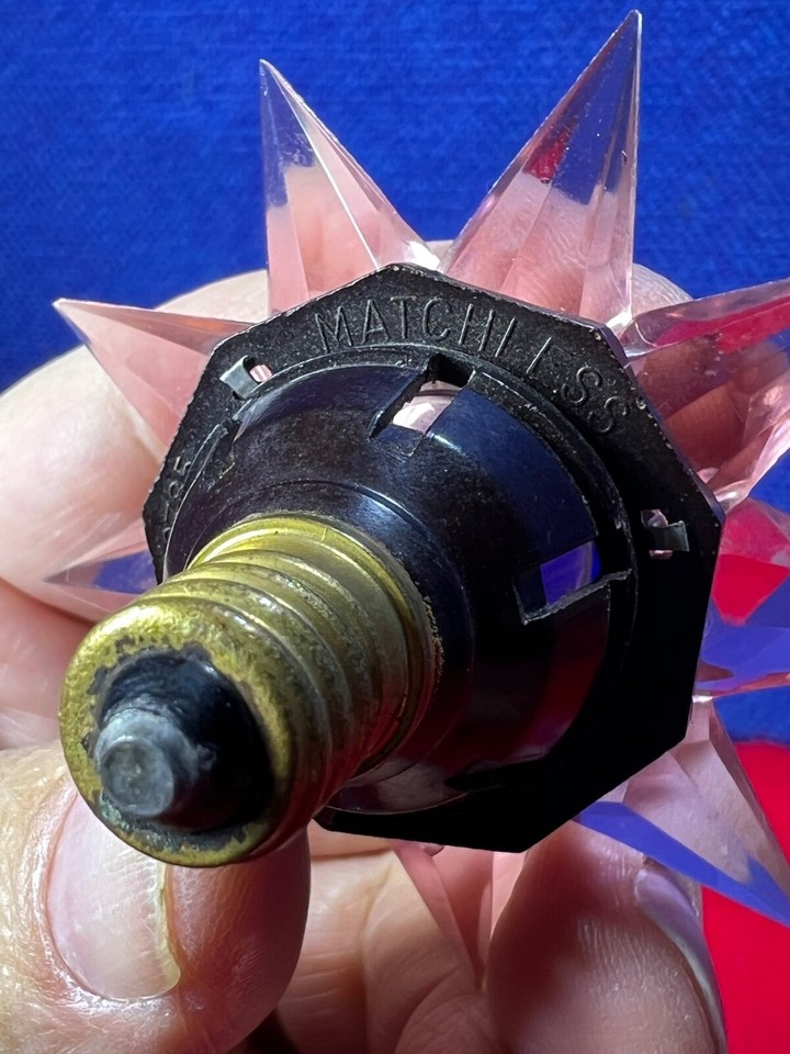 Vintage PAIR of **MATCHLESS** Christmas Tree Light Bulbs PP-190 ...