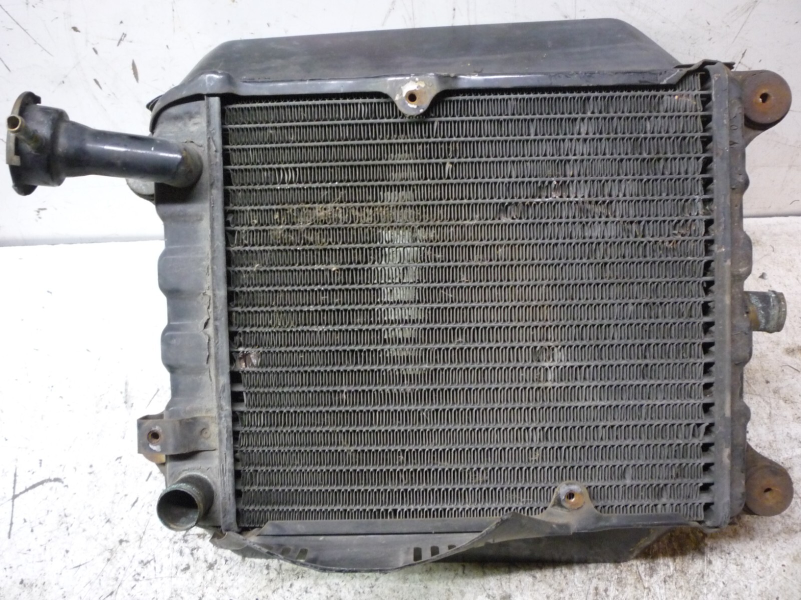 HONDA 1975 - 79 GL1000 GL 1000 GOLDWING RADIATOR ENGINE COOLER UNIT OEM ...