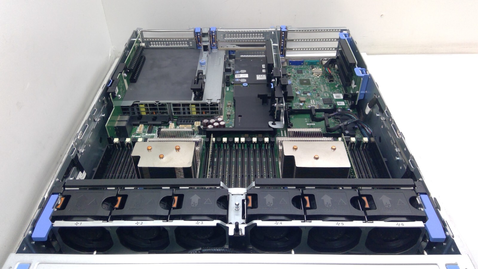 DELL PowerEdge R740 2U Server 8 Bay 3.5" 2x Xeon Gold 6132 64G RAM ...