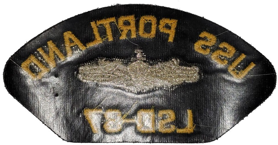 USS PORTLAND LSD-37 SILVER METALLIC SURFACE WARFARE INSIGNIA (SW) PATCH ...