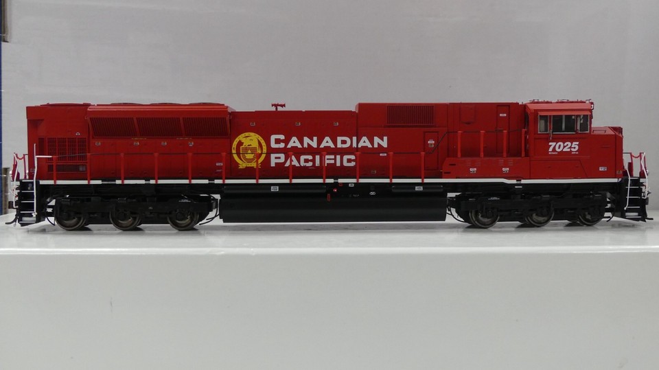 Athearn Genesis ATHG75755 SD70ACu CP (Beaver Scheme) #7025 DCC Ready | eBay
