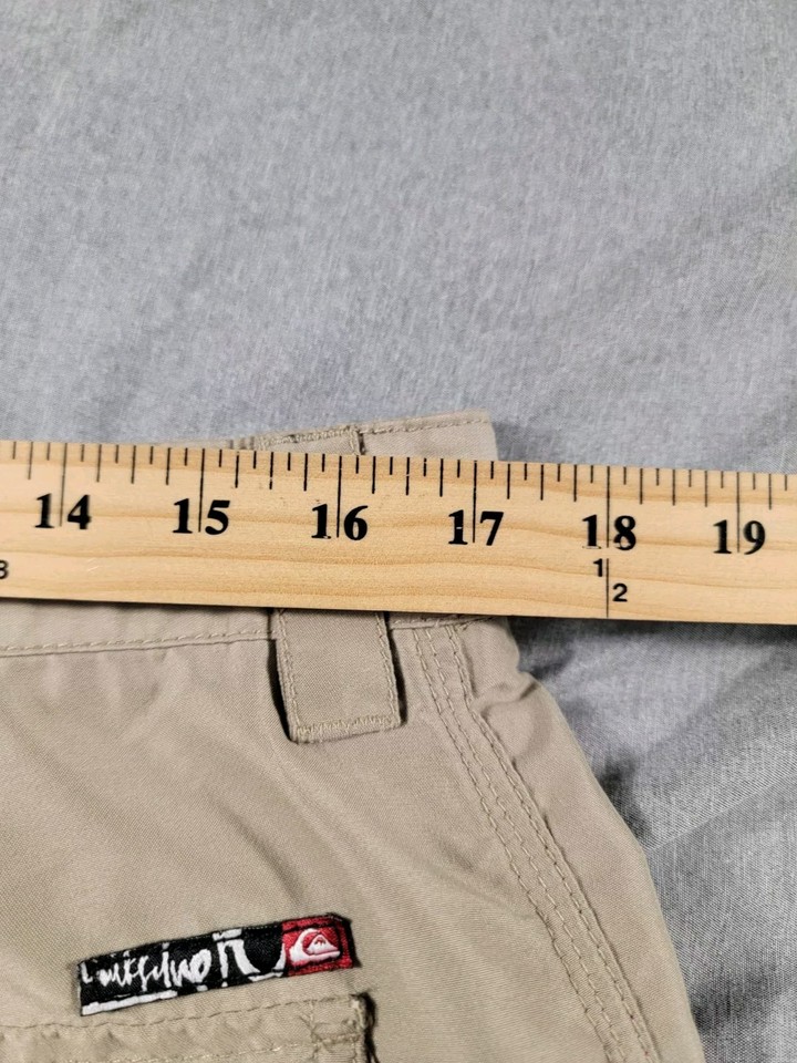 Vintage Quiksilver Cargo Shorts Men’s Size 34x9 Beige Y2K, Skater ...