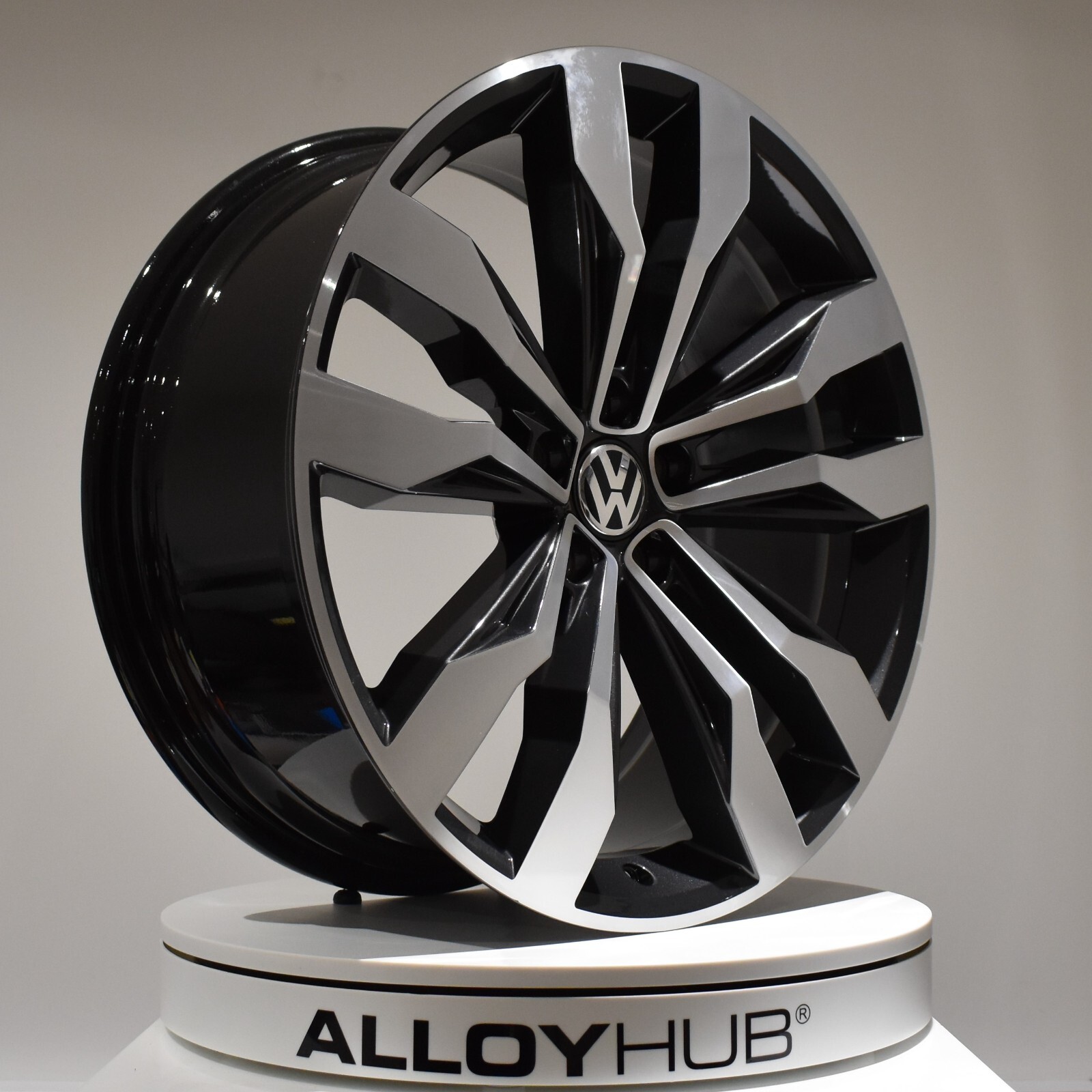 GENUINE VOLKSWAGEN VW TIGUAN R LINE SUZUKA 5 TWIN SPOKE 20" INCH ALLOY ...