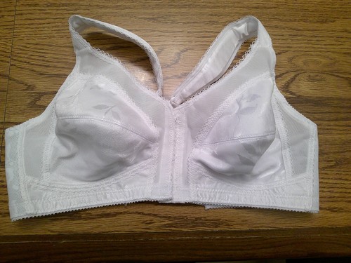 Playtex 18 Hour Wirefree Front Close 4695 Full Coverage 36B white NEW ...