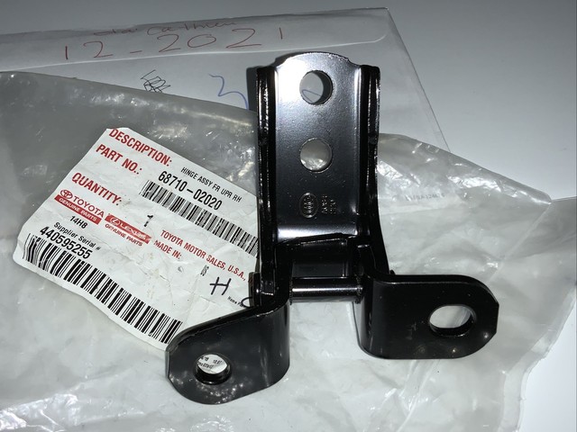 Toyota OEM 6871002020 Front Right Door Upper Hinge RH 68710-02020 for ...