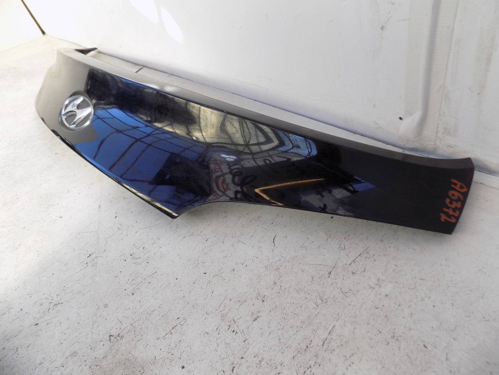 HYUNDAI TUCSON IX35 LM 2010-2013 TAILGATE PANEL TRIM MOULDING 87371 ...