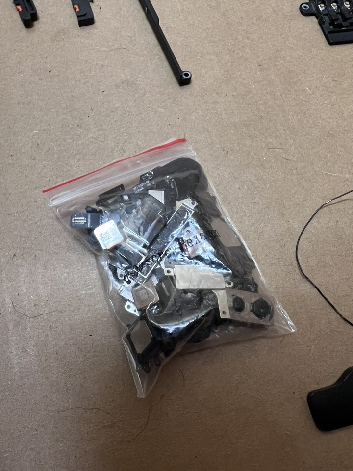 Large Parts Lot Mixed Apple iPhones iPads iPods MacBook - Unused Parts ...