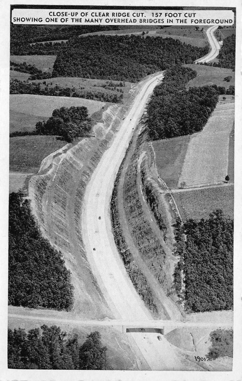 CLEAR RIDGE CUT HOWARD JOHNSON'S PENNSYLVANIA TURNPIKE AERIAL VIEW AD ...
