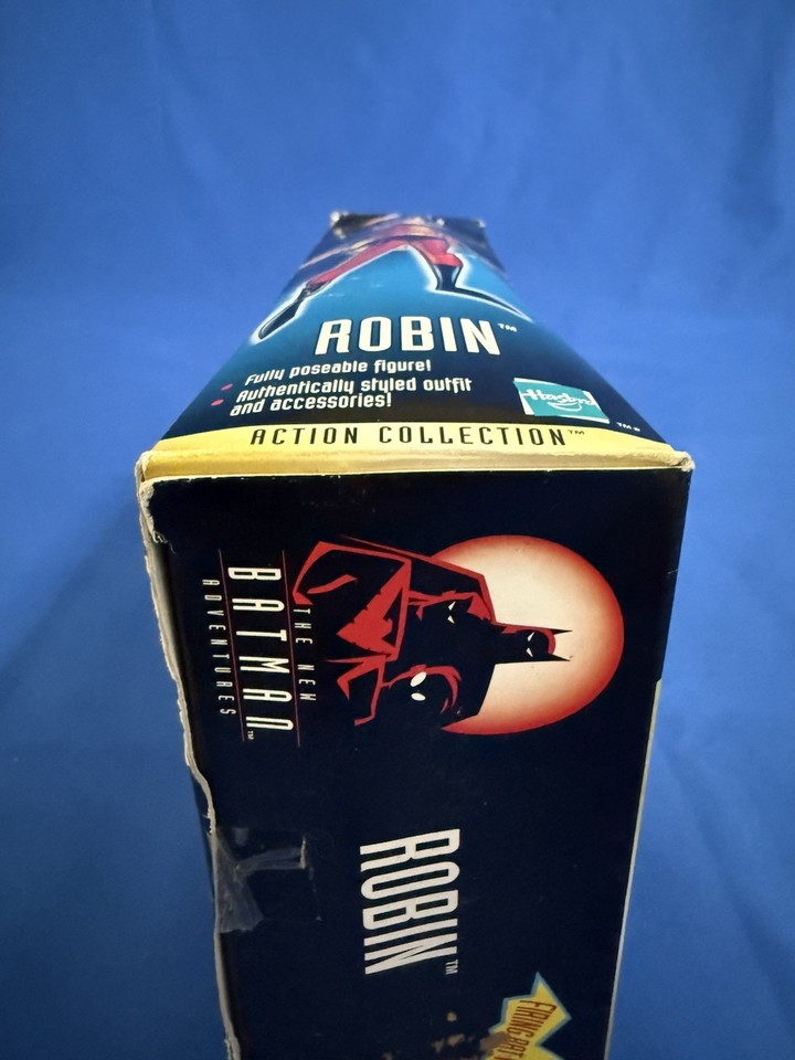 The New Batman Adventures Action Collectible 12" ROBIN Firing Weapon ...