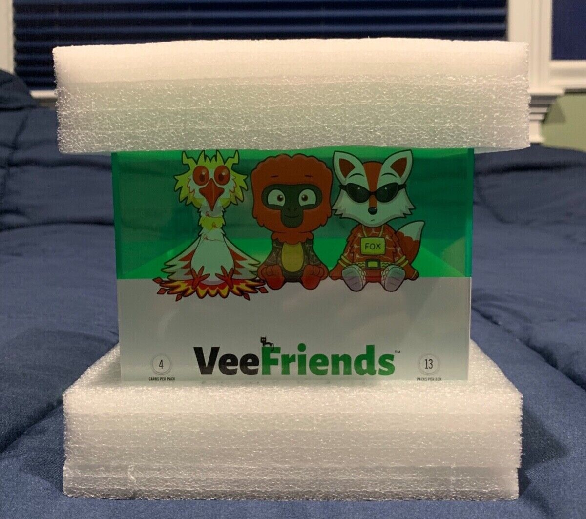 BOX + 34 CARDS - VeeFriends Compete and Collect GREEN SIGNATURE EDITION ...