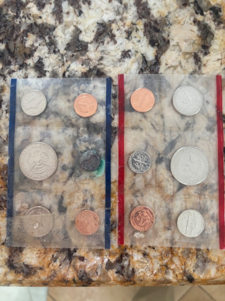 1996 W Dime With Two Water Damaged 1996 Mint Sets | eBay