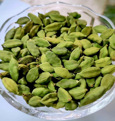 Indian Organic Cardamom (Elaichi), Small, 100g Fresh Pure Cardamon. | eBay