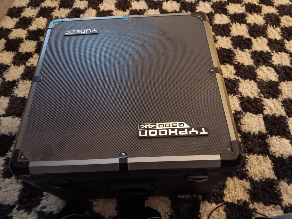 Yuneec Q500 4K Typhoon Quadcopter with CGO3-GB Camera, SteadyGrip and ...