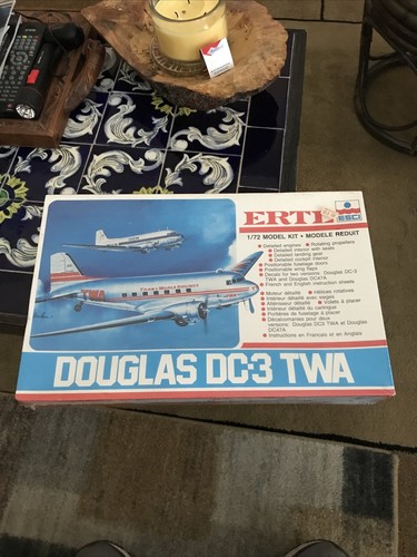 + Ertl ESCI 1/72 Scale Douglas DC-3 TWA Model Kit Sealed Box #8246 BIN ...