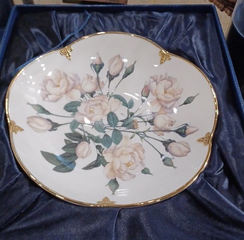 Goebel Smithsonian Collection Sweet Dish 7 3/4" White Roses with Gold ...