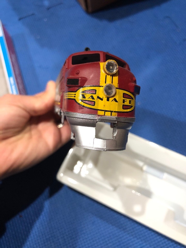 Athearn F7 Ho Scale Trainline Santa Fe Locomotive Shell | eBay