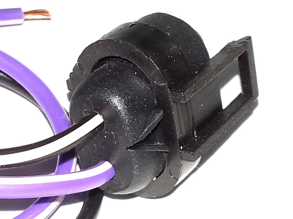 67-05 Ford Manual Transmission Reverse Back Up Light Switch Wiring ...