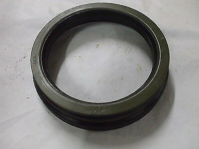 1-09625495-0 ISUZU REAR AXLE OIL SEAL W6 W7M FTR FSR 47695 CR 94059760 ...