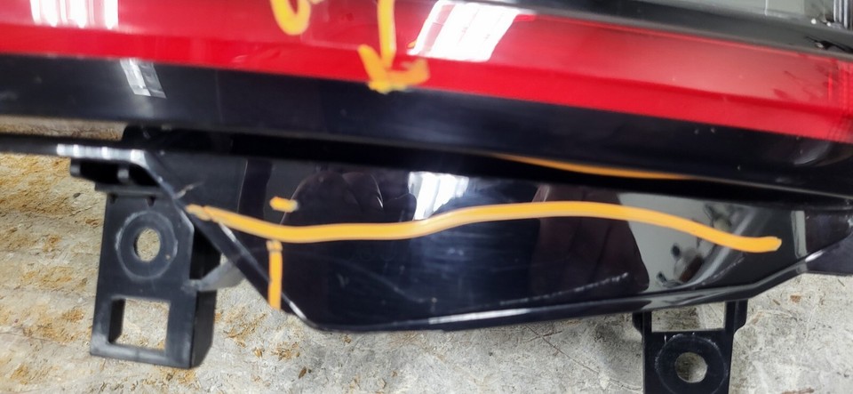 2023-2024 LEXUS RZ TAIL LIGHT CENTER TRUNK USED OEM LED *DC6691 | eBay