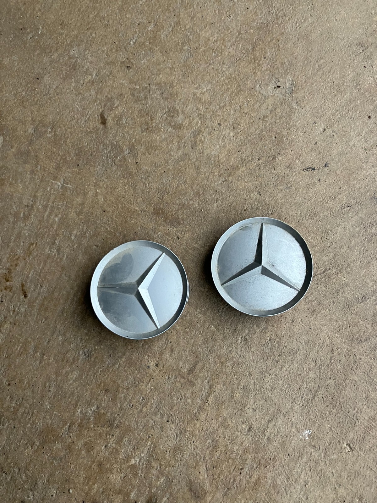 Mercedes OEM Center Hub Cap SET OF TWO 2014010225 SILVER Push On | eBay