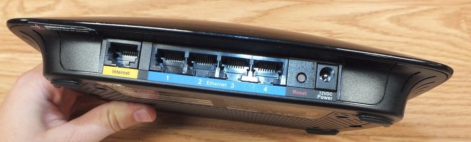 Cisco Linksys WRT54G2 v1 54 Mbps 4-Port 10/100 Wireless G Broadband ...
