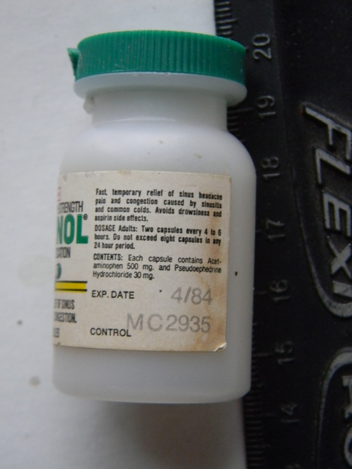 1983 VTG 80s Maximum Strength 8 Tablets Tylenol Empty Bottle Vintage ...