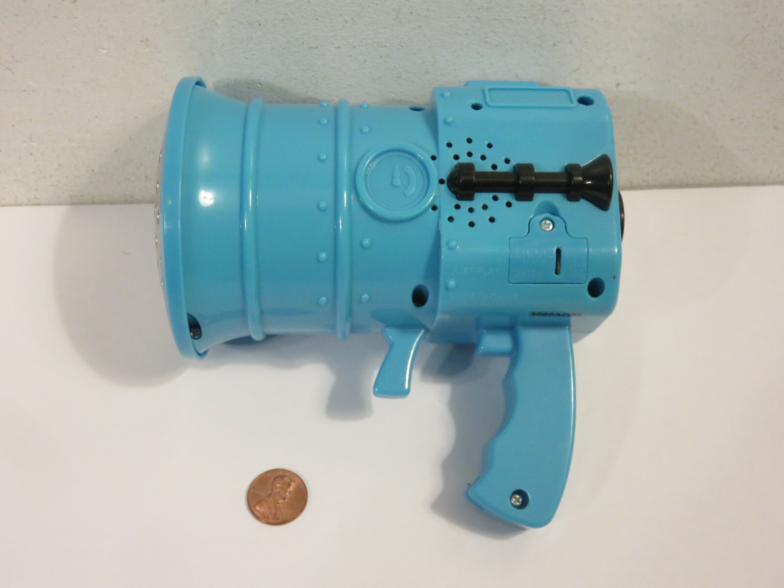 Despicable Me Freeze Ray Gun