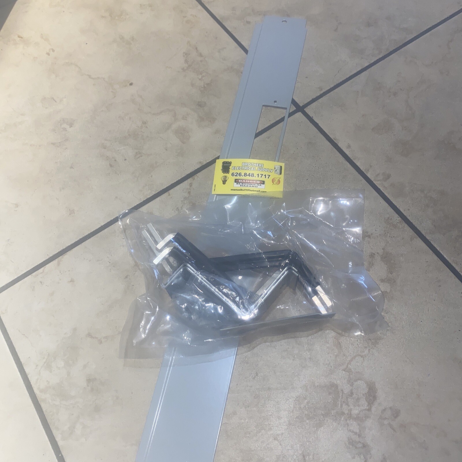 Eaton Cutler Hammer KPRL4FD2 Circuit Breaker Mounting Hardware Kit Two ...