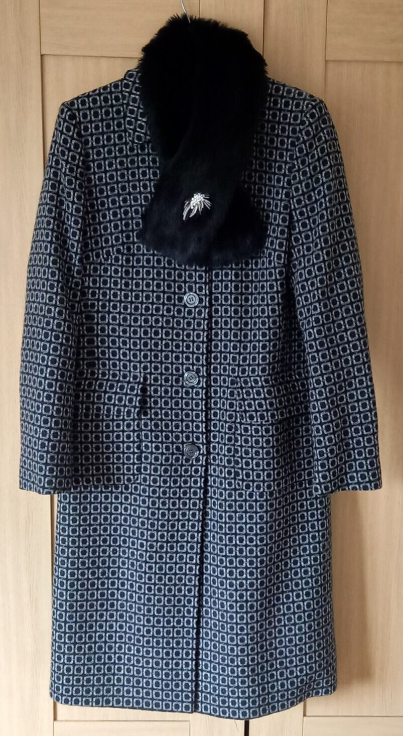 Oasis Black & White Virgin Wool Winter Coat with Fake… - Gem