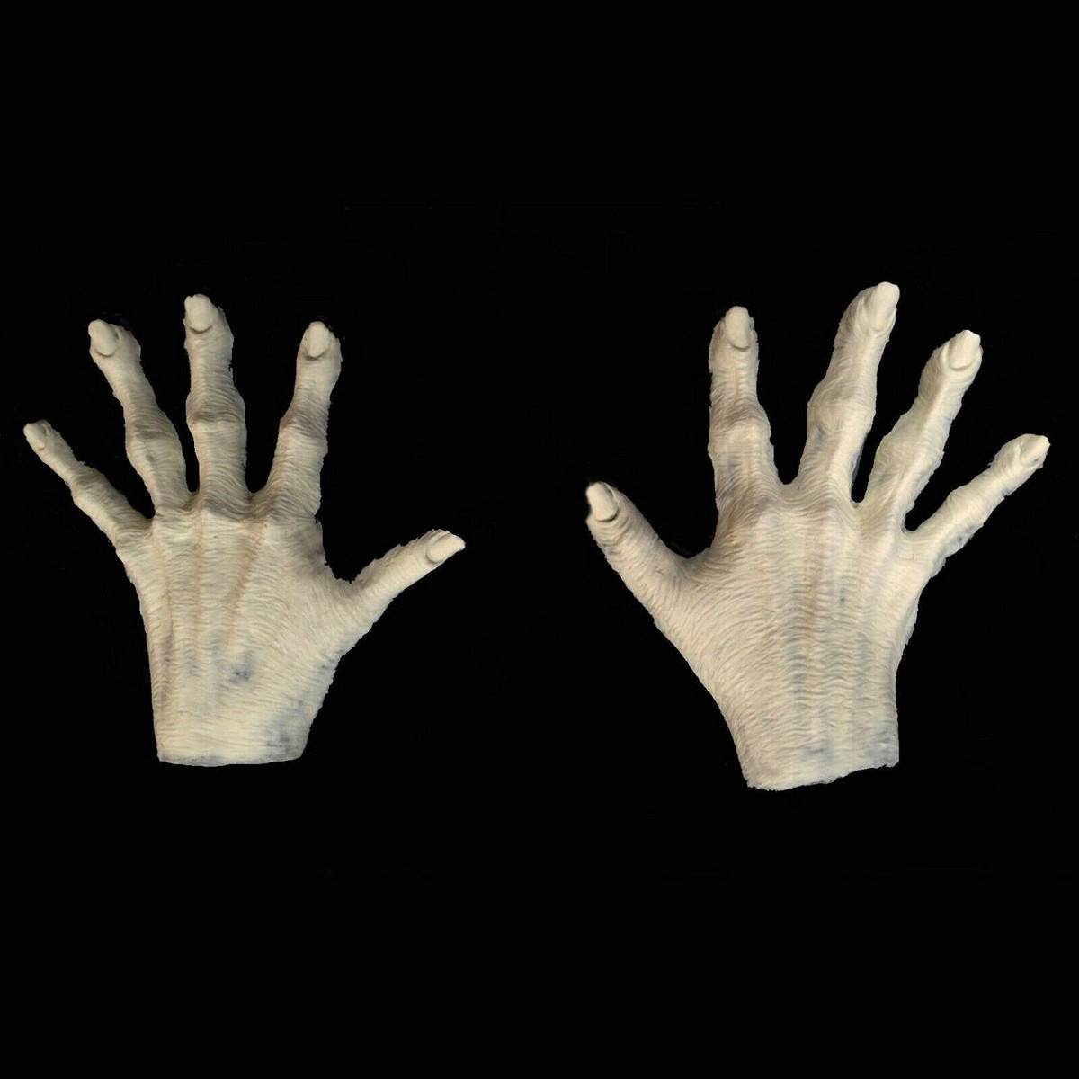 Zombie Handwapens 3D Printable Zombie Hand (2 Variants) By Eastman