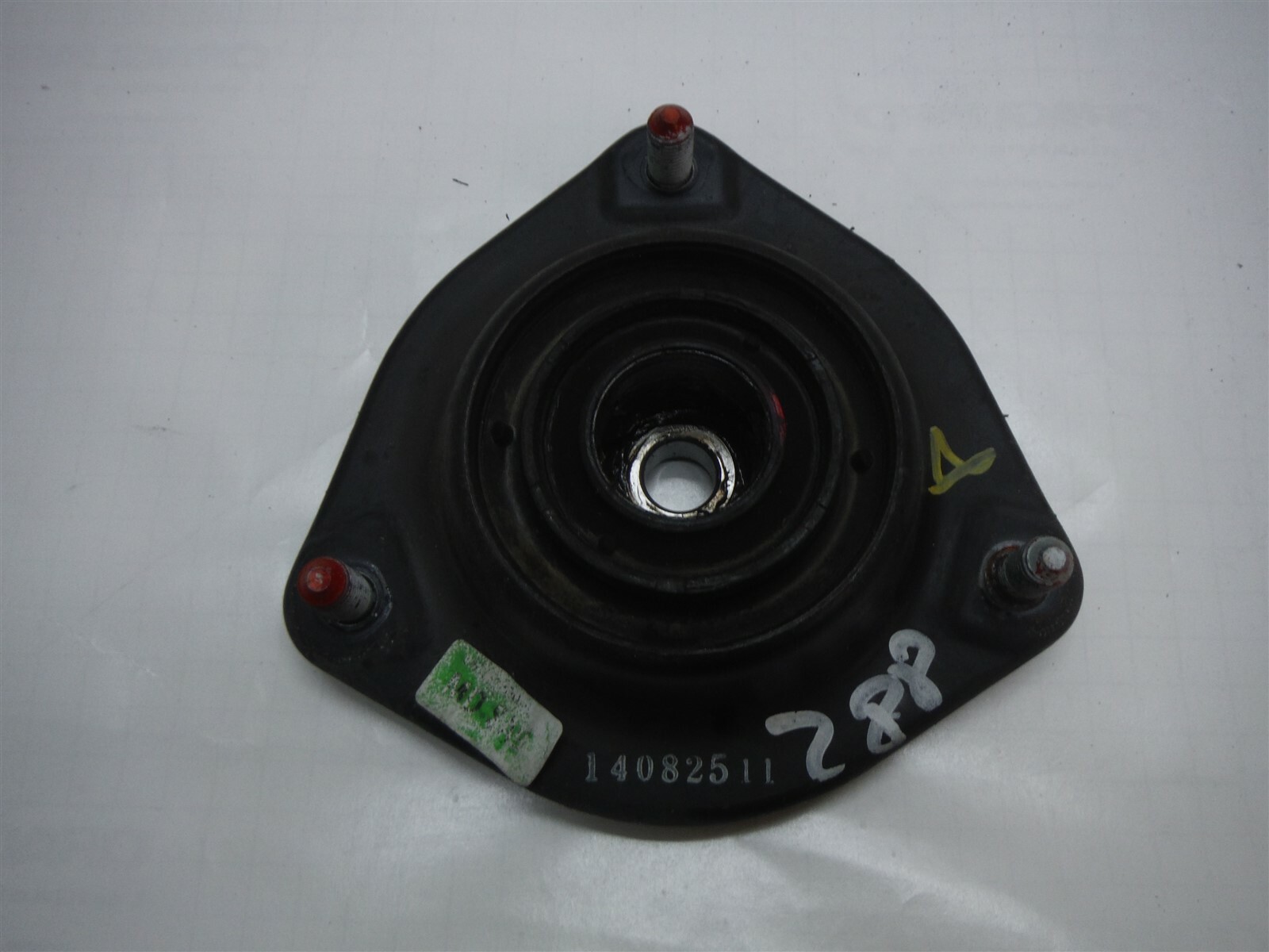 2011-2017 HYUNDAI ELANTRA VELOSTER UPPER INSULATOR MOUNT STRUT OEM ...