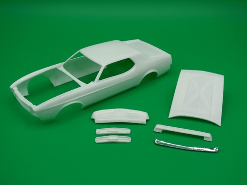 1971 - 1973 Ford Mustang Coupe 1/25th Scale Resin Cast Model Kit Cast ...