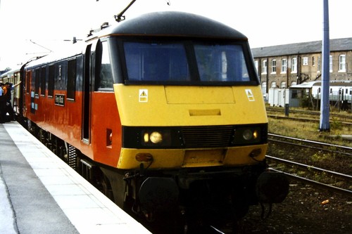 Original 35mm Slide, class 90 90018 "Penny Black" at Doncaster circa 10 ...